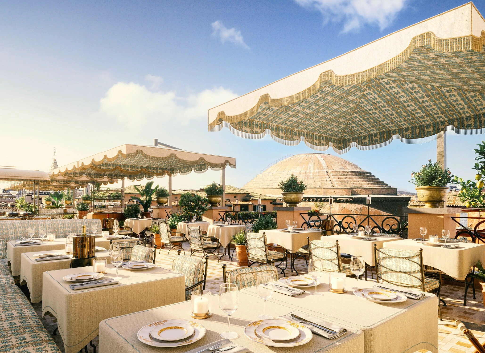 Restaurants & Bars at Orient Express La Minerva | Voliera Rooftop & La Minerva Bar | Rome